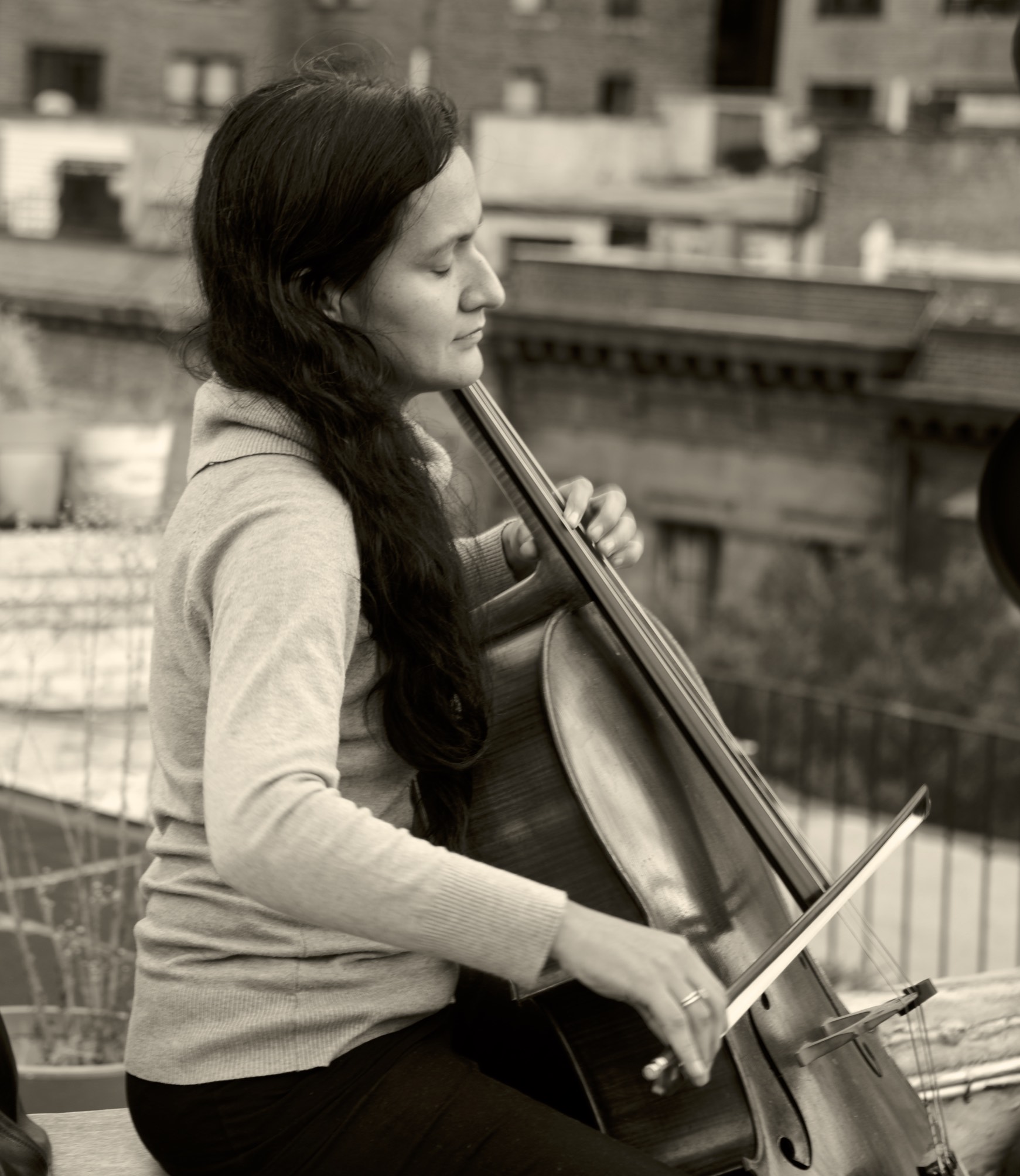 Tye Austin’s Rooftop Salon Concert in NYC – Tye Austin